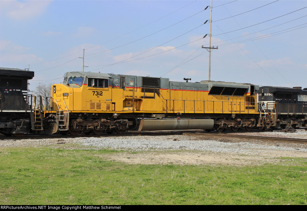 Ex-UP SD9043Mac